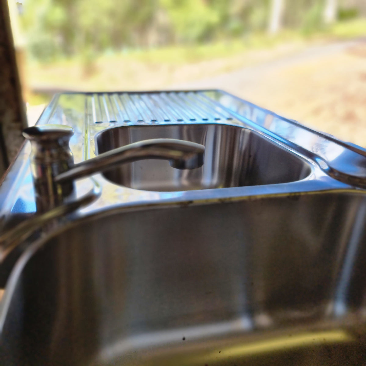 Pump Tap – Muddy Play Kitchens
